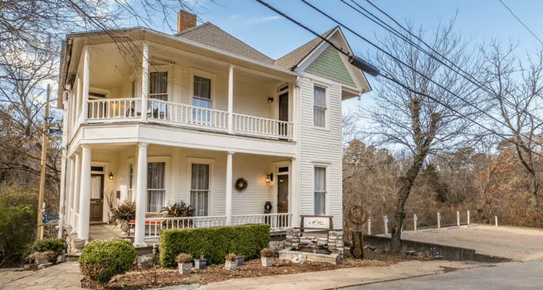 What Is a Duplex? Your Definitive Guide to This Doubled-Up Home Style