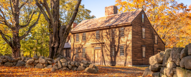What Is a Saltbox Home? Learn About This Popular Architectural Style