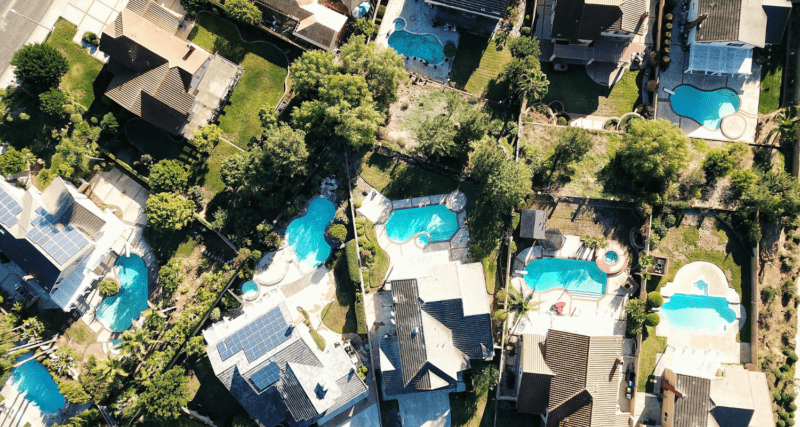 Average HOA Fees and the Benefits of Homeowners Associations