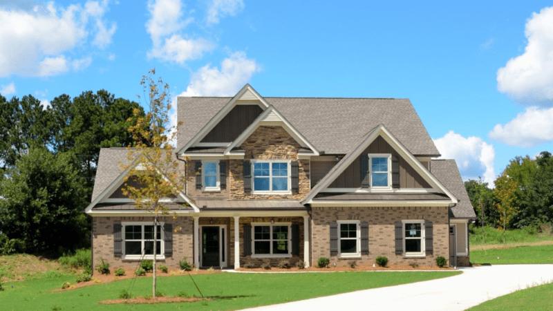 How to Hire a Realtor to Sell Your Home: Who Has What it Takes?